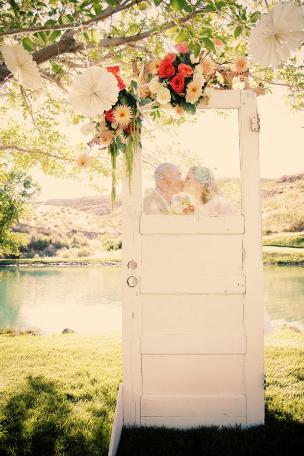 10 Fab Ways to Use Vintage or Re-purposed Doors at Your Wedding!